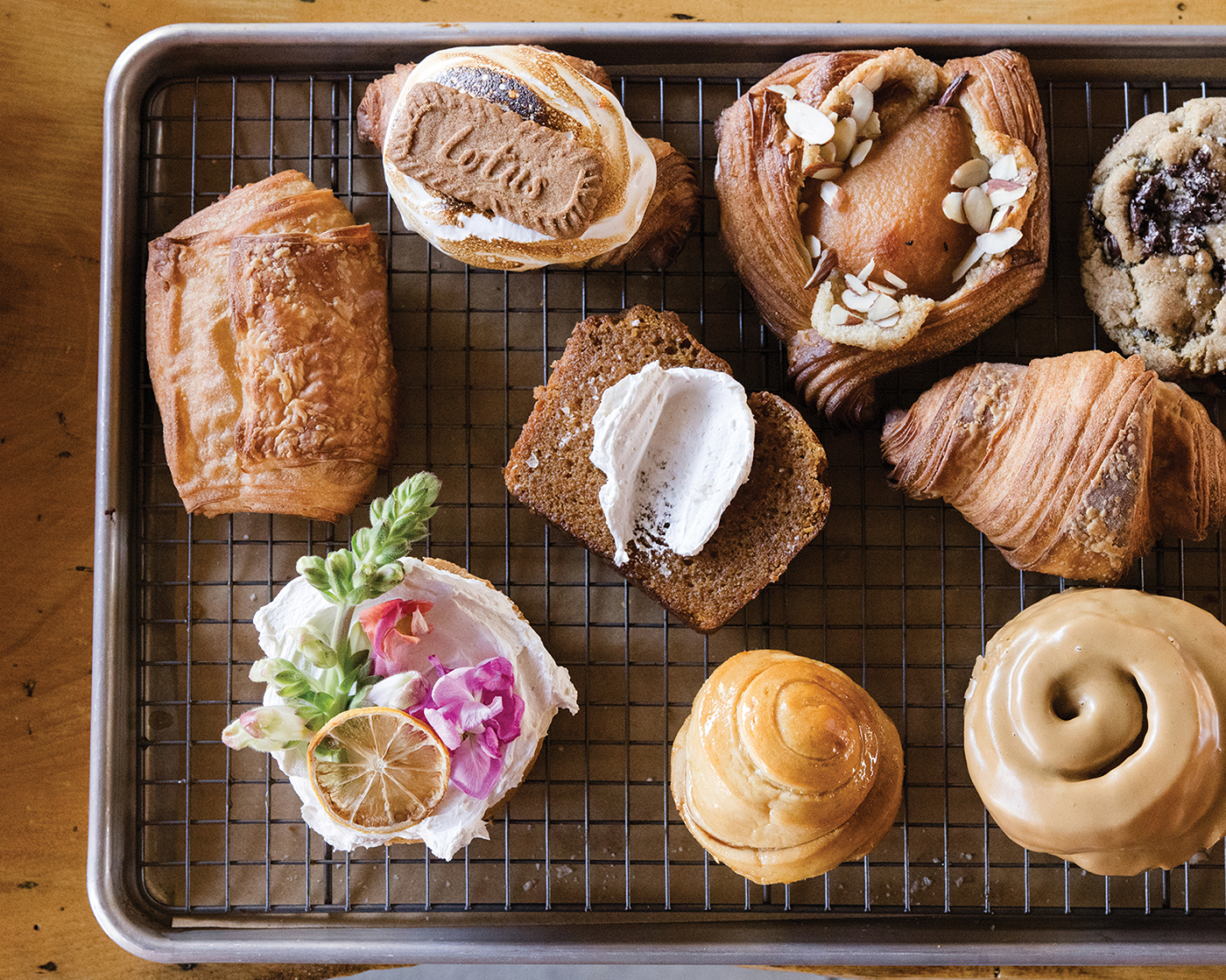 Restaurant Review: Black Cat Vegan Bakery