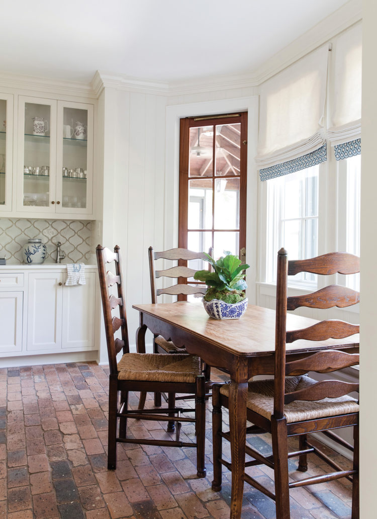 Tour this Stunning Spring Hill Ranch