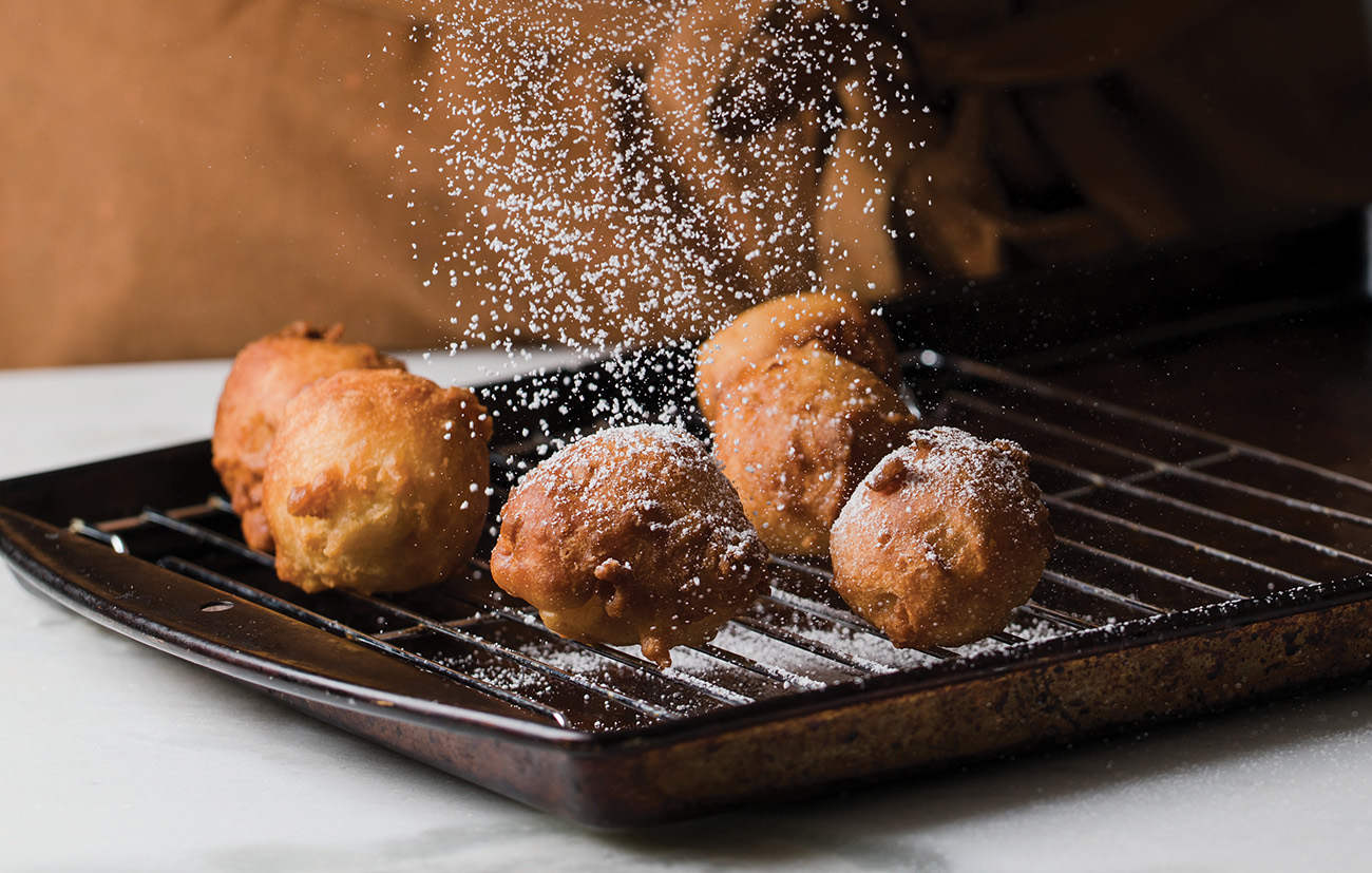 Recipe: Fall Apple Fritters